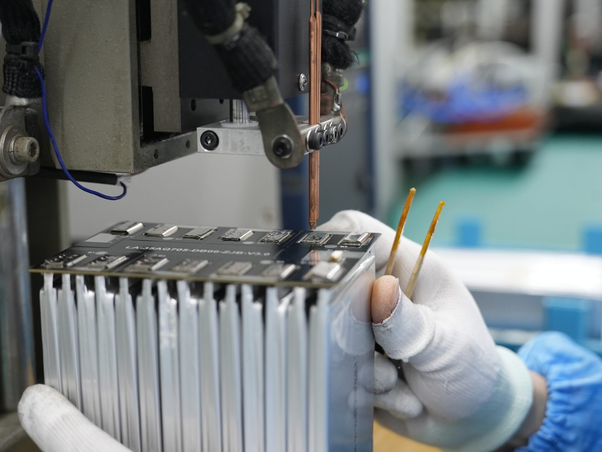 Battery Innovations Driving the Future of Electronic Weighing Devices